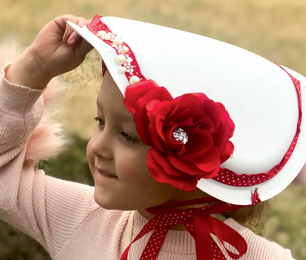 PAPER PLATE DERBY HAT - Extol Media