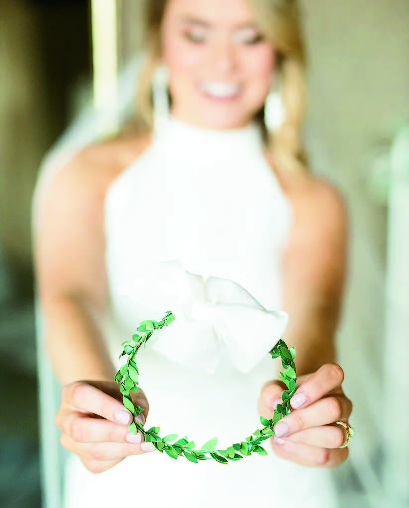 The Legend of the Laurel Wreath! - Extol Media